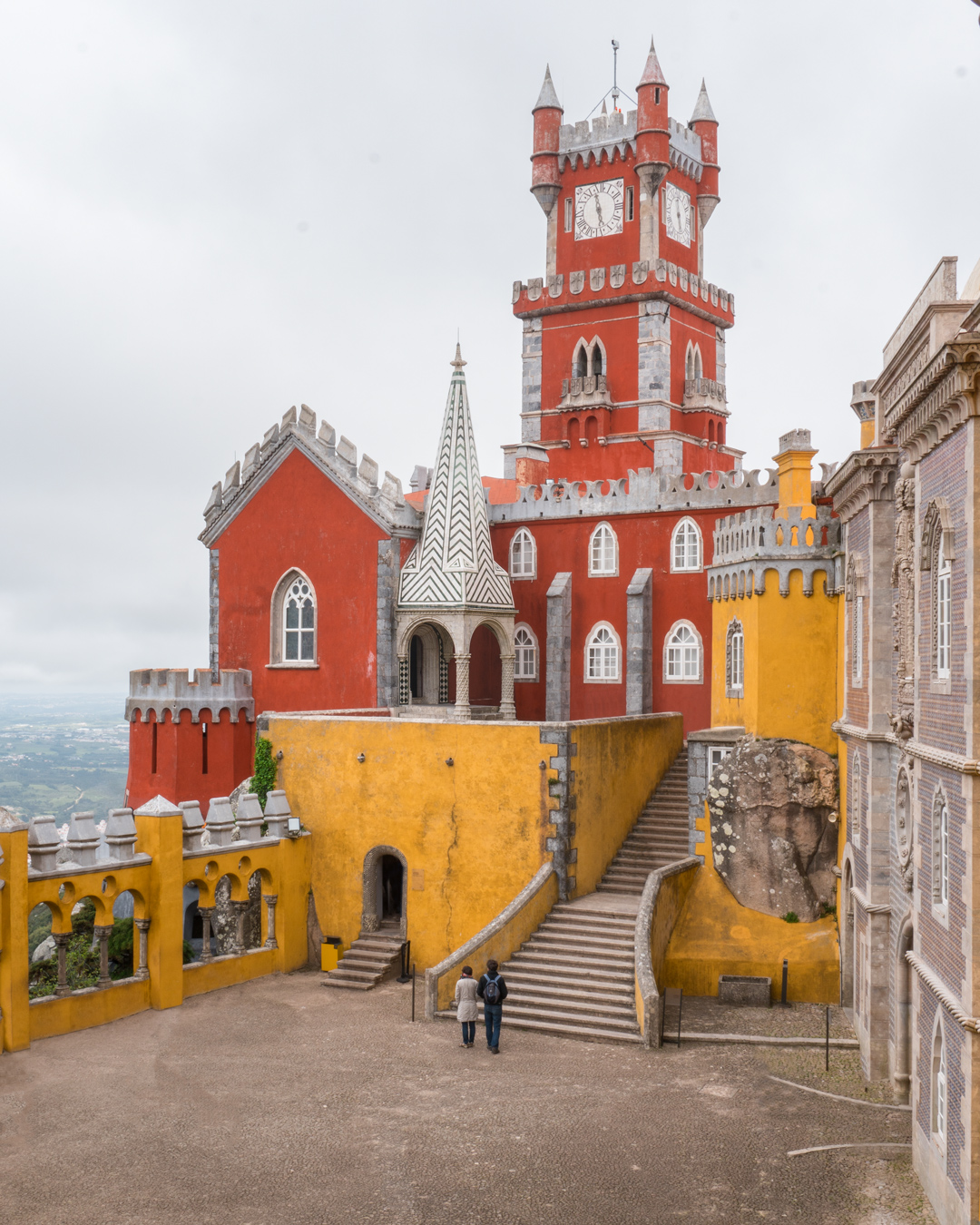 UN GIORNO A SINTRA Un giorno a Sintra • Viaggio senza scalo UN GIORNO A SINTRA Un giorno a Sintra • Viaggio senza scalo